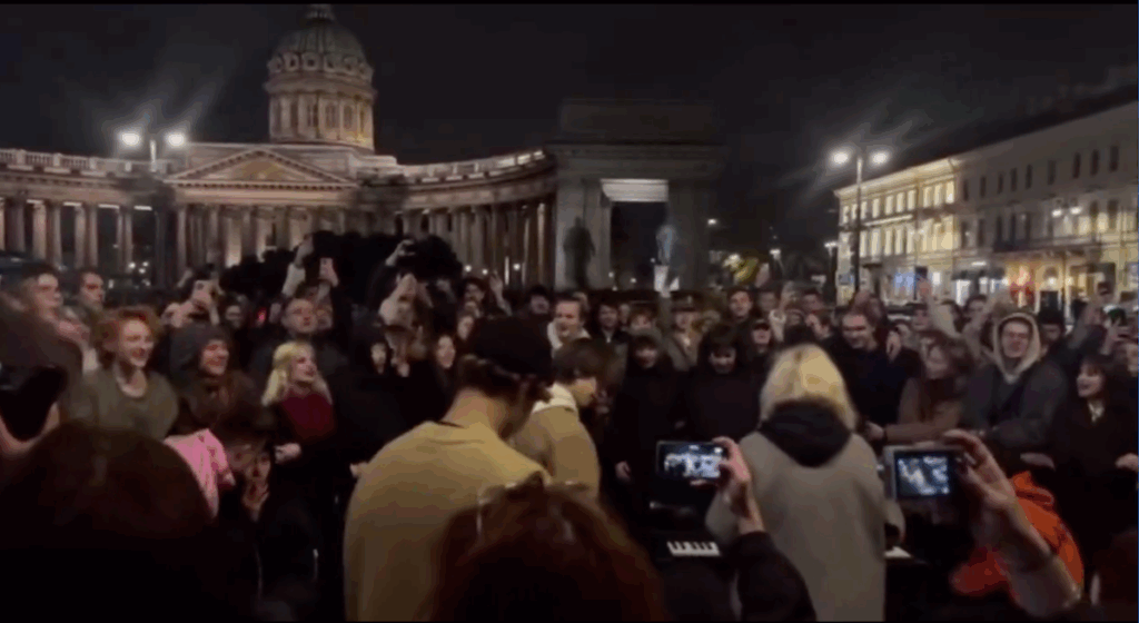 ‘Swan Lake’ anti-Putin protest in St Petersburg – CounterVortex